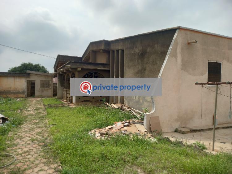 10 bedroom House For Sale afrancho, Near Kronum Suame. Kumasi ...