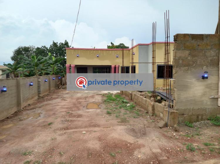 3 bedroom House For Sale onwe/ Akyinakrom Ejisu. Ejisu-Juaben Municipal ...