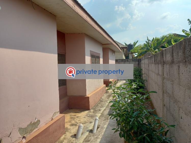4 bedroom House For Sale sabin Akrofrom/ Trede on Santasi Road. Kumasi ...