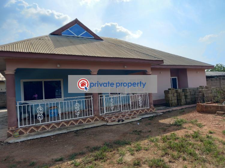 4 bedroom House For Sale sabin Akrofrom/ Trede on Santasi Road. Kumasi ...