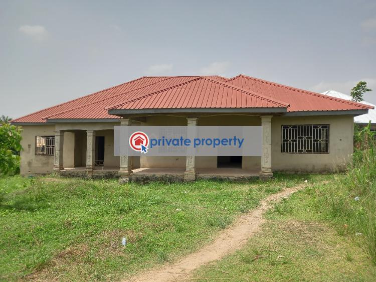 5 bedroom House For Sale achiase After Kenyasi Abrem Kumasi ...