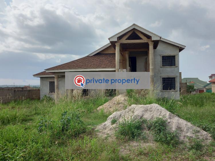 5 bedroom House For Sale pakyi on Santasi Road. Kumasi Metropolitan ...
