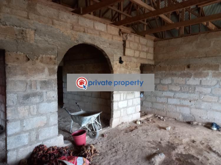 6 bedroom House For Sale trede on Santasi Road. Kumasi Metropolitan ...