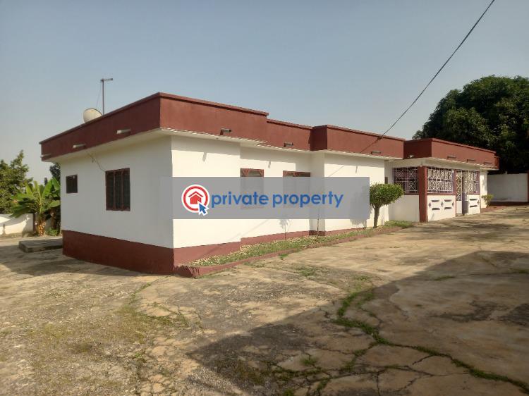 7 bedroom House For Sale sepe Dote Near Buokrom Estate Junction. Kumasi ...