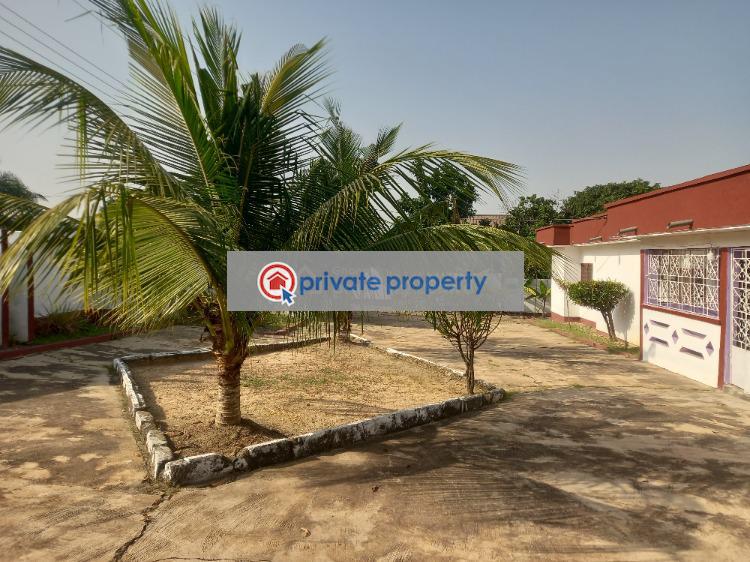 7 bedroom House For Sale sepe Dote Near Buokrom Estate Junction. Kumasi ...