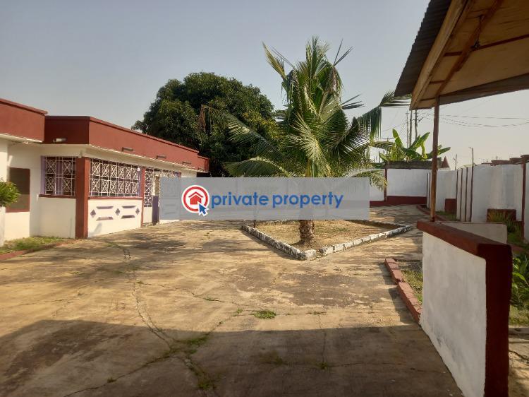 7 bedroom House For Sale sepe Dote Near Buokrom Estate Junction. Kumasi ...