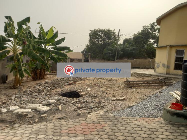 8 bedroom House For Sale afrancho After Kronum. Kumasi Metropolitan ...
