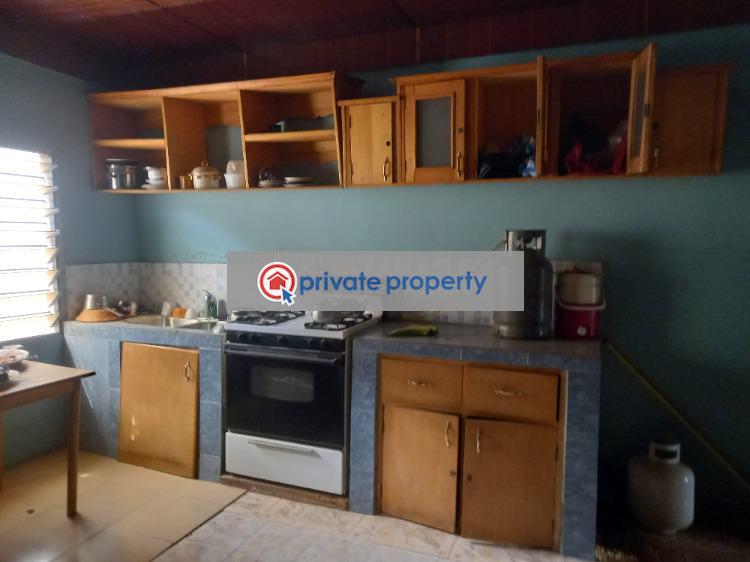 8 bedroom House For Sale afrancho After Kronum. Kumasi Metropolitan ...