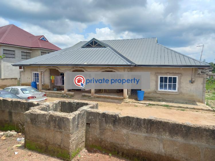 8 bedroom House For Sale domeabra After Anwomaso. Tech Road. Kumasi ...