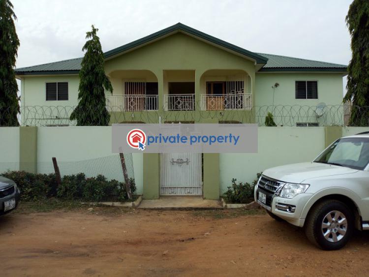 8 bedroom House For Sale community 25 Annex Behind Devtraco Estate Tema ...