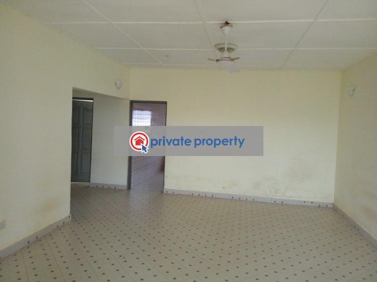 8 bedroom House For Sale community 25 Annex Behind Devtraco Estate Tema ...