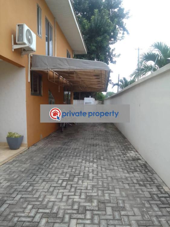 3 bedroom Semi detached Duplex For Sale Roman Ridge Accra (PID: 5PAETN ...