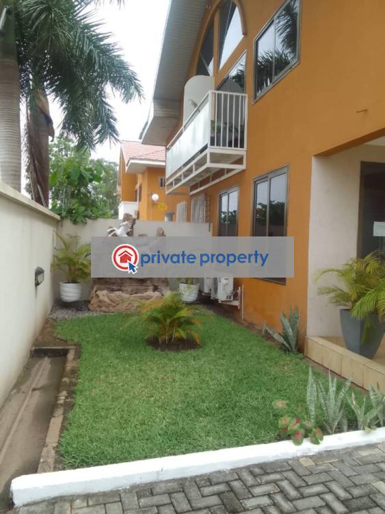 3 bedroom Semi detached Duplex For Sale Roman Ridge Accra (PID: 5PAETN ...