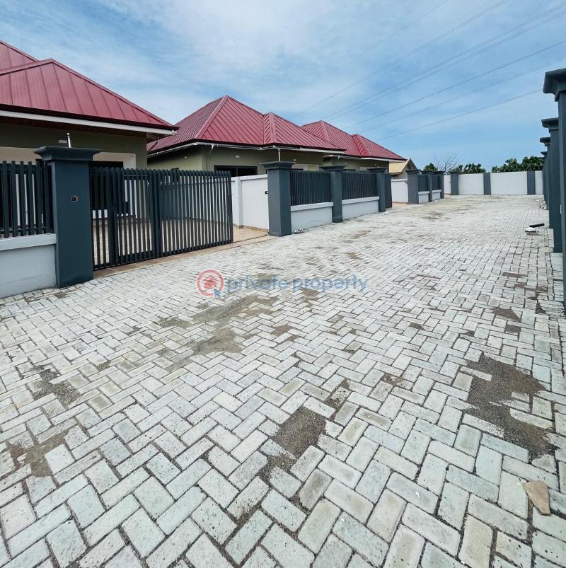 2 bedroom House For Sale Community 25 Tema Accra (PID: 1PAJPV ...