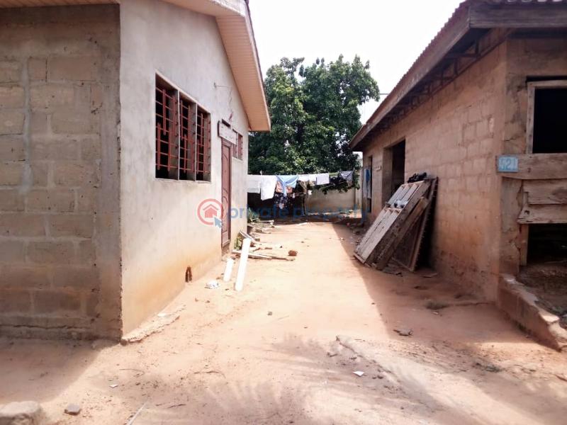 7 bedroom House For Sale Taifa Dome Accra Ghana Accra Metropolitan (PID ...