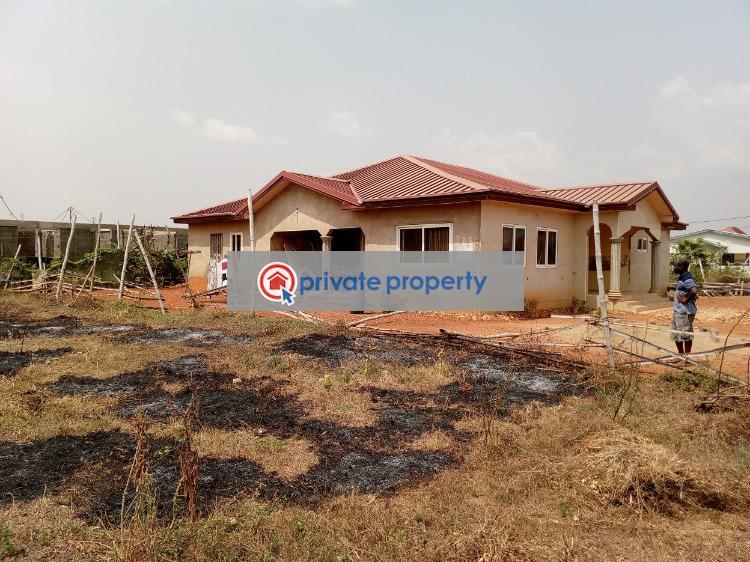 4 bedroom House For Sale mataheko Afienya Tema Accra (PID: 3PABTW ...