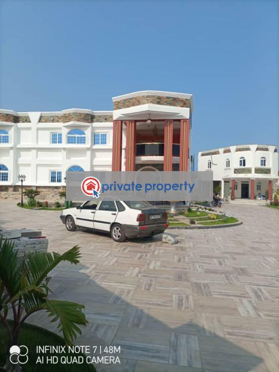 8 bedroom House For Sale community 6 Tema Accra (PID: 0PABHC) | Private ...