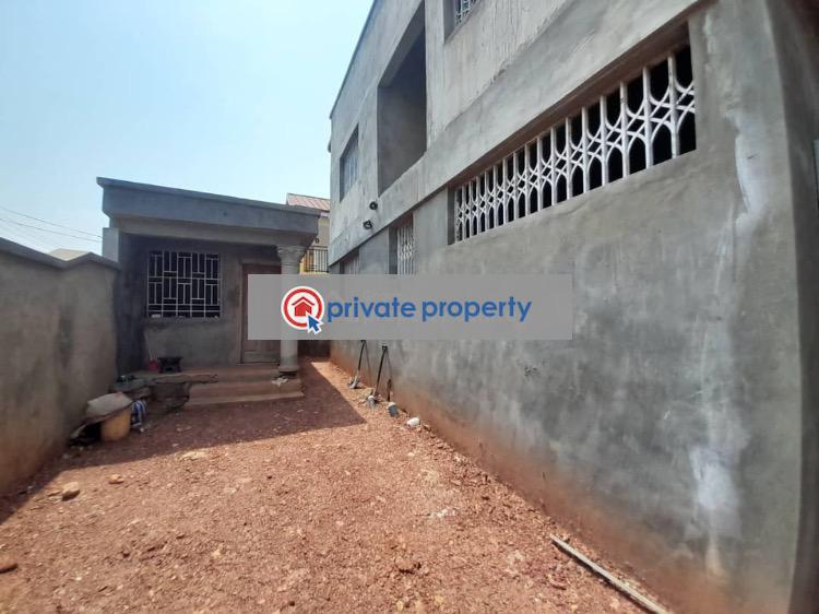 5 bedroom Detached Duplex For Sale valley View University Adenta Adenta ...