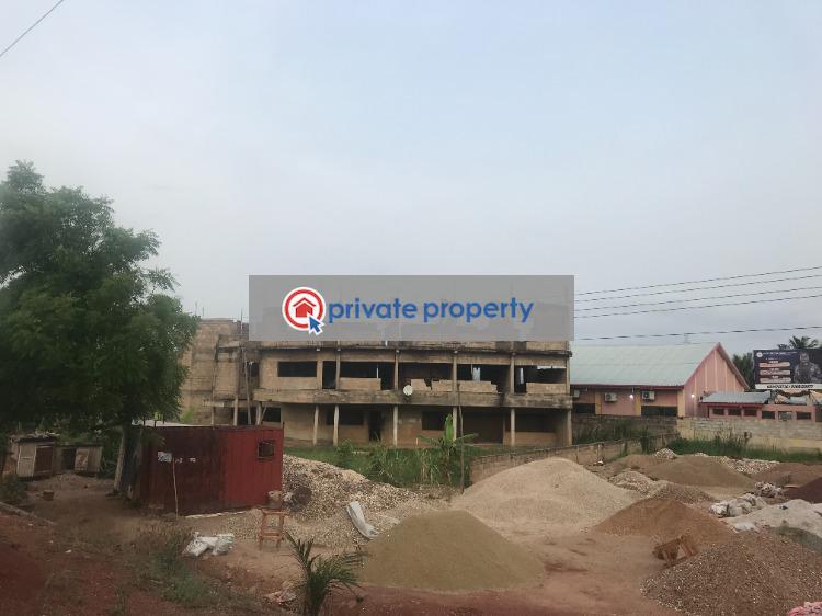 House For Sale awoshie Water Works Behind Word Of Testimony Church ...