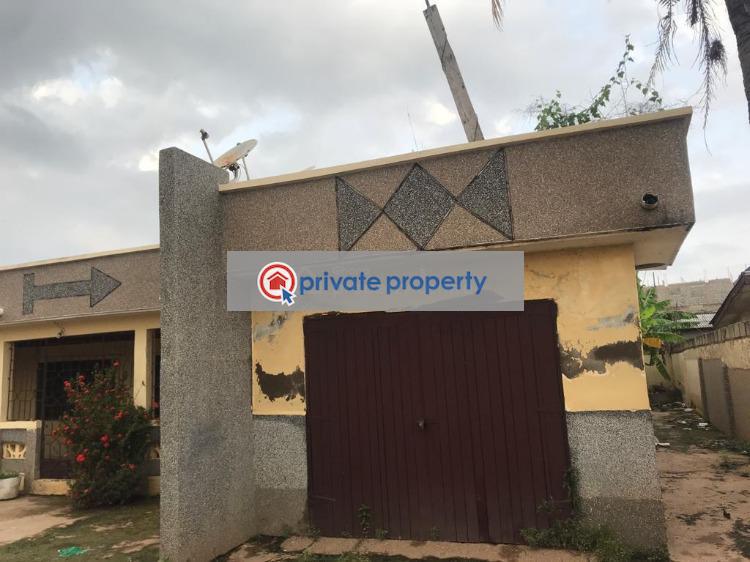 5 bedroom Detached Bungalow For Sale dansoman Ssnit Flat Accra ...