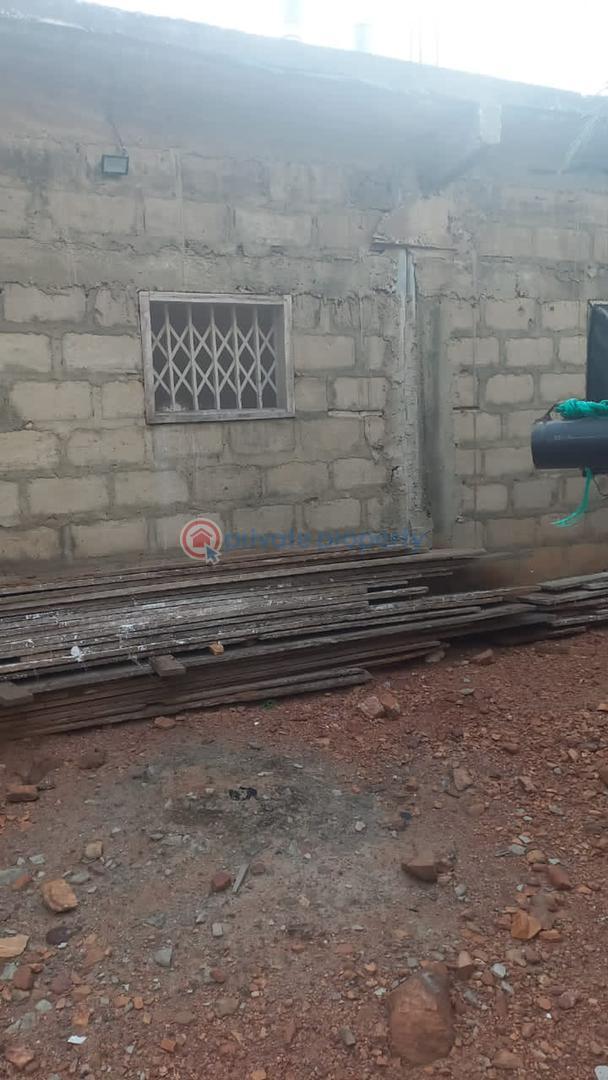 6 bedroom House For Sale Adenta Commando Ghana Accra Metropolitan (PID ...